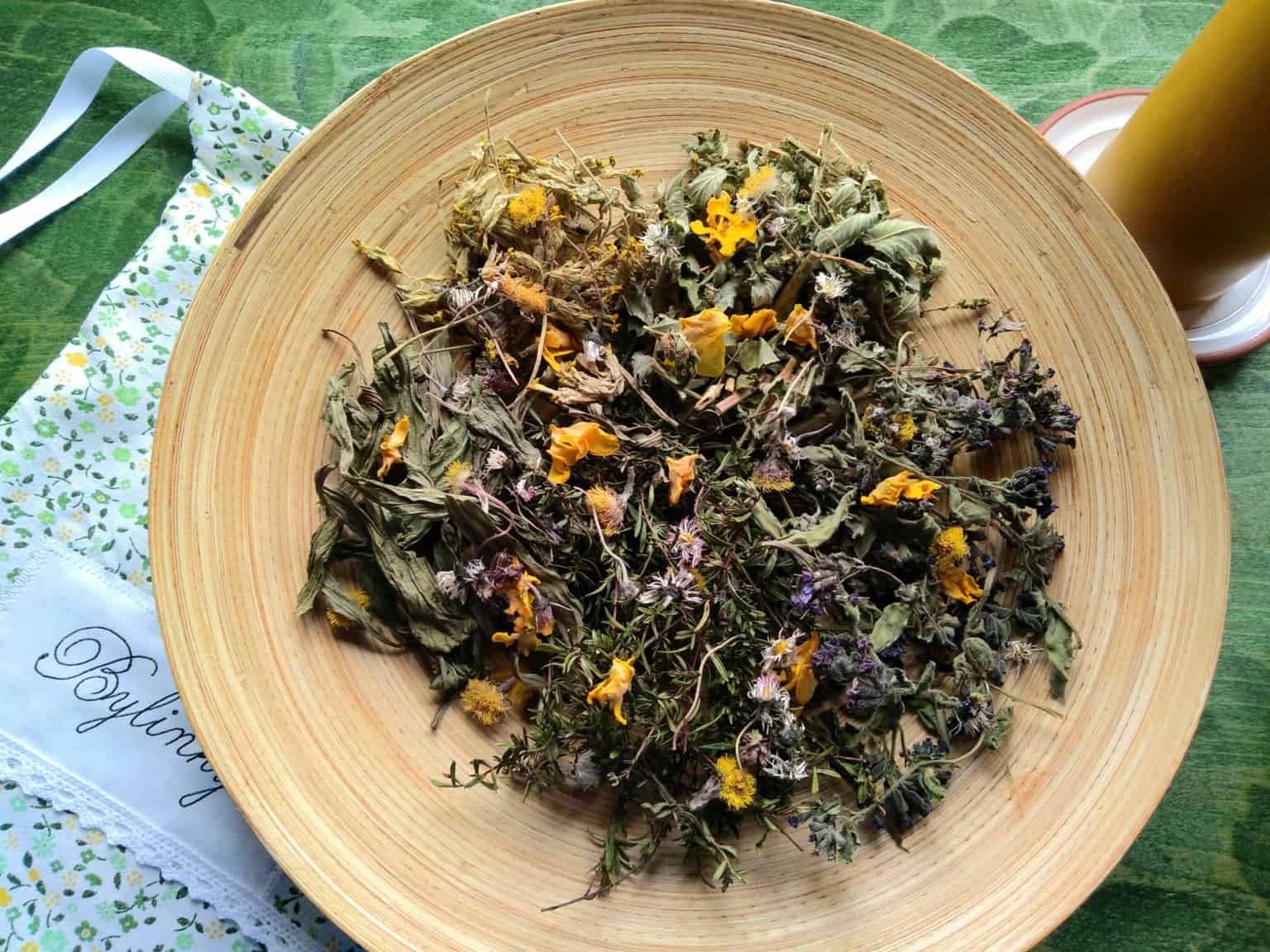 Bylinkový čaj na kašel a průdušky (recept) - Bylinkovo.cz