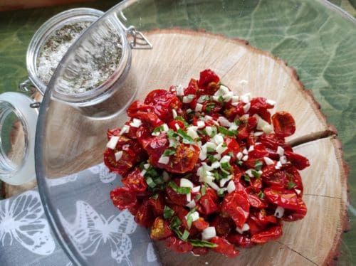 Sušená rajčata v troubě: účinky a recept na domácí výrobu